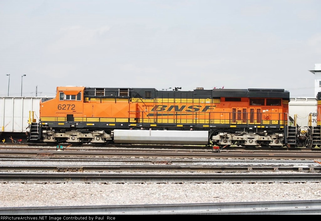 BNSF 6272